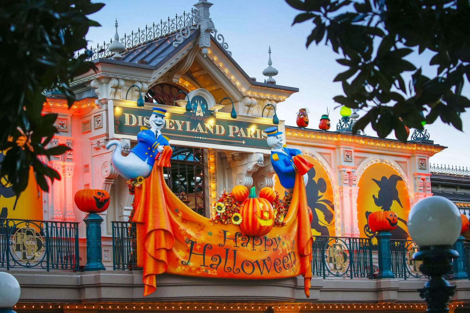 Disney Halloween Festival returns to Disneyland Paris in 2025 – DLP W